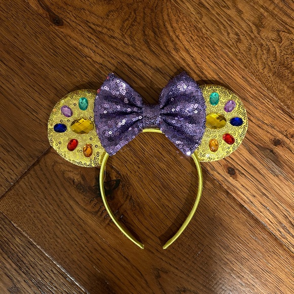 Marvel | Accessories | Marvel Avengers Infinity Gauntlet Thanos Mickey ...